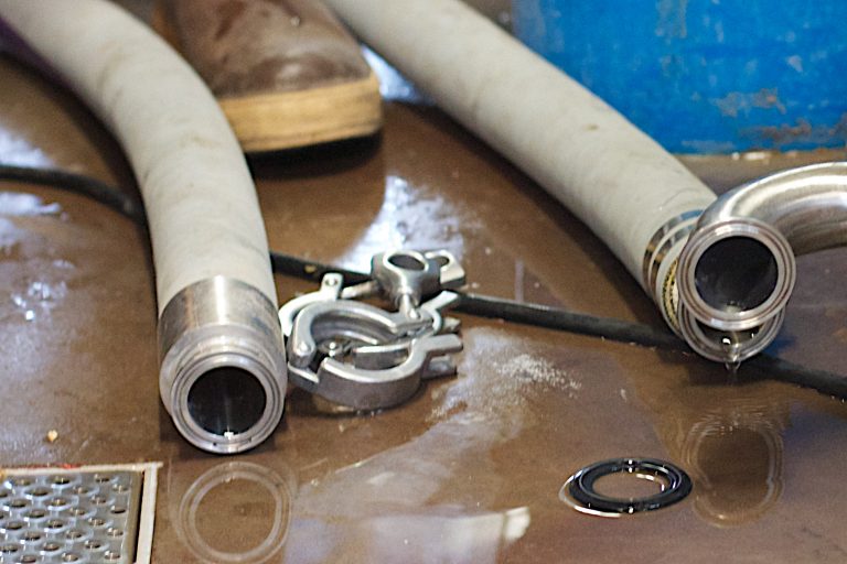 How To Spot the Typical Signs of a Damaged Hose | Hose Shop